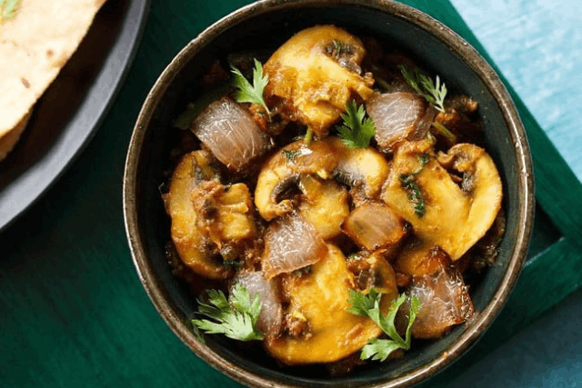 MUSHROOM ALOO HARA PYAZ – OCEAN